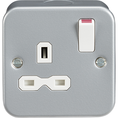 Electrical Supplier. Metal Clad 13A 1 Gang Double Pole Switched Socket